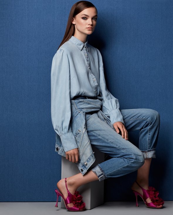 Picture of Shayna McNeill