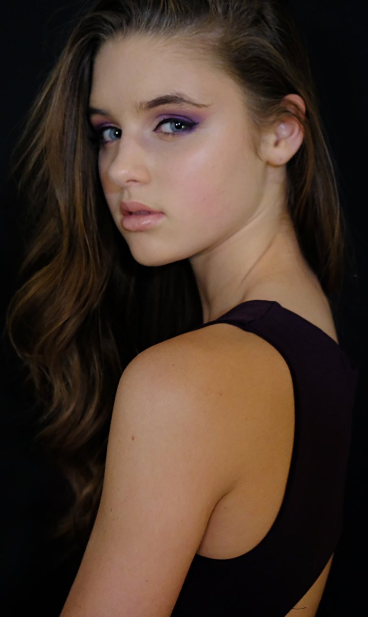 Savannah Clarke picture