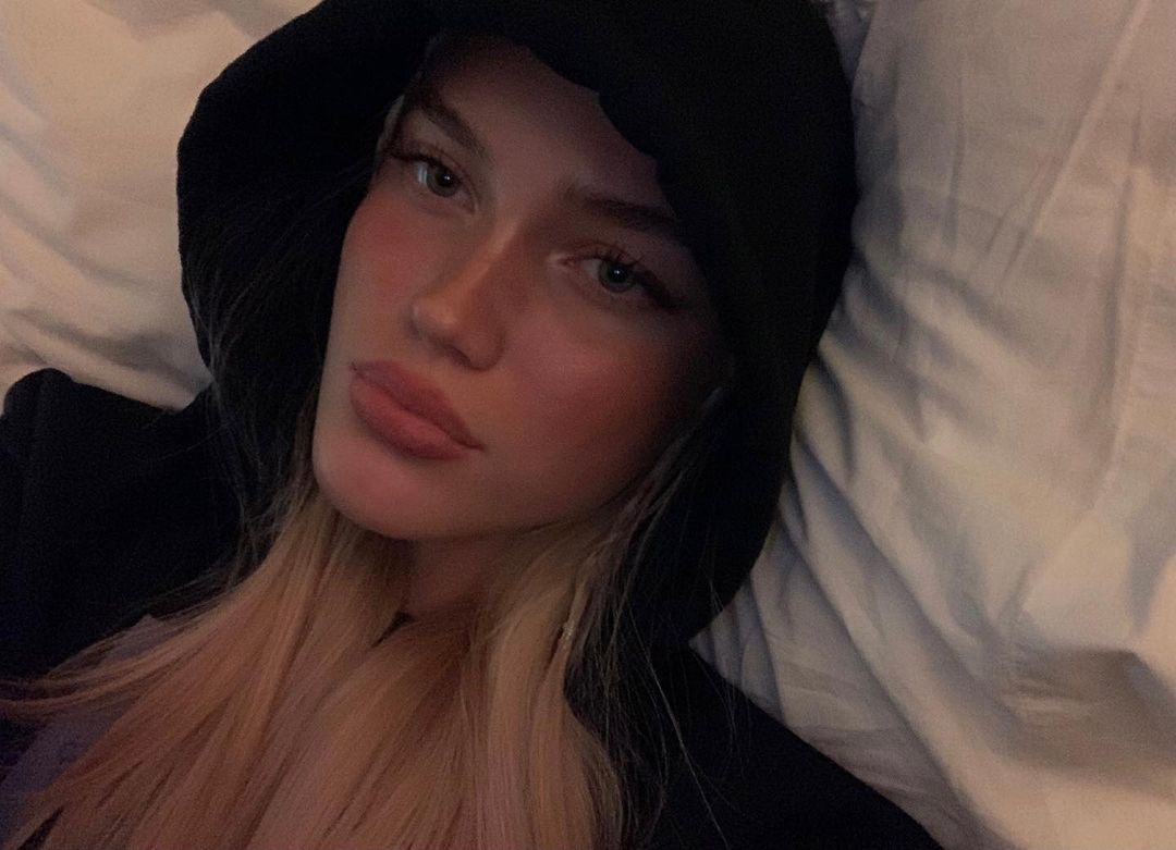 Image of Mimi Slinger