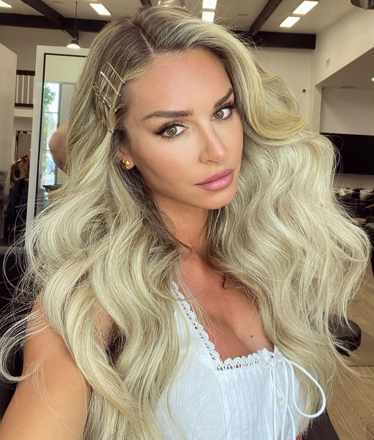 Anna Katharina image
