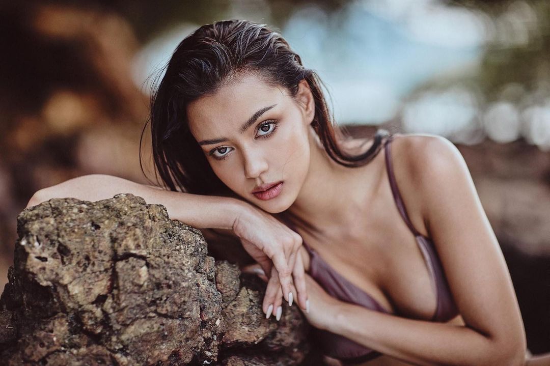 Image of Amanda Obdam