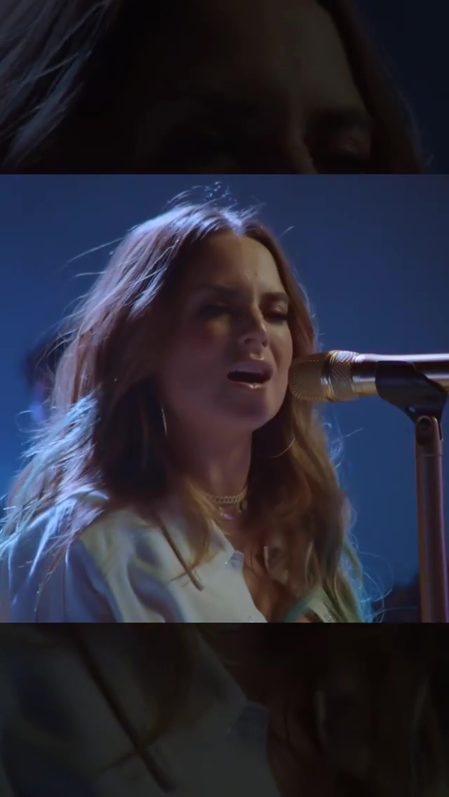 Picture of Joanna 'JoJo' Levesque