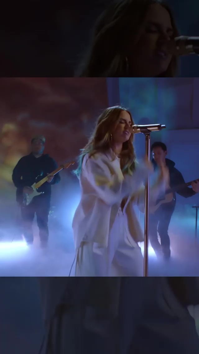 Joanna 'JoJo' Levesque image