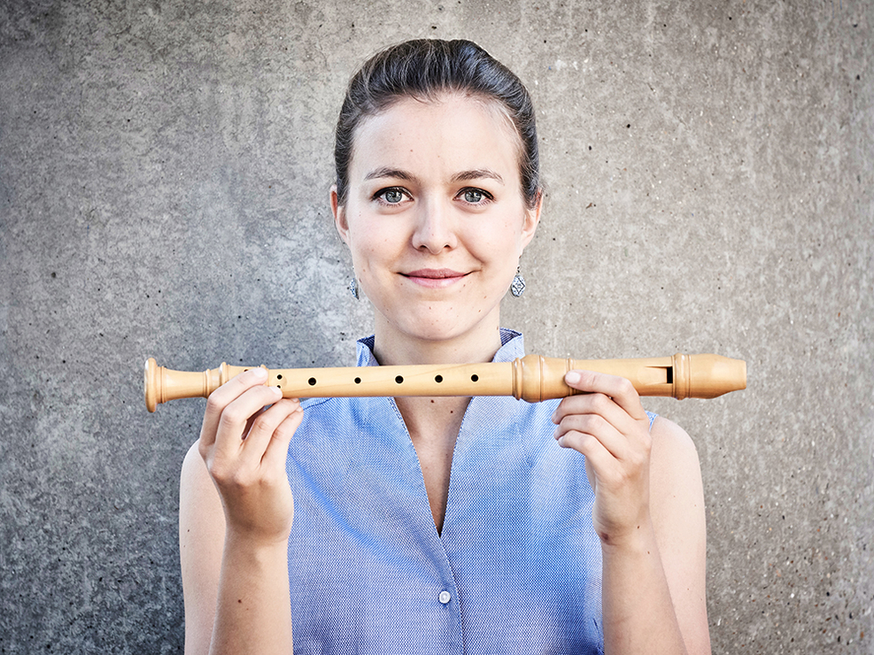 Tabea Debus