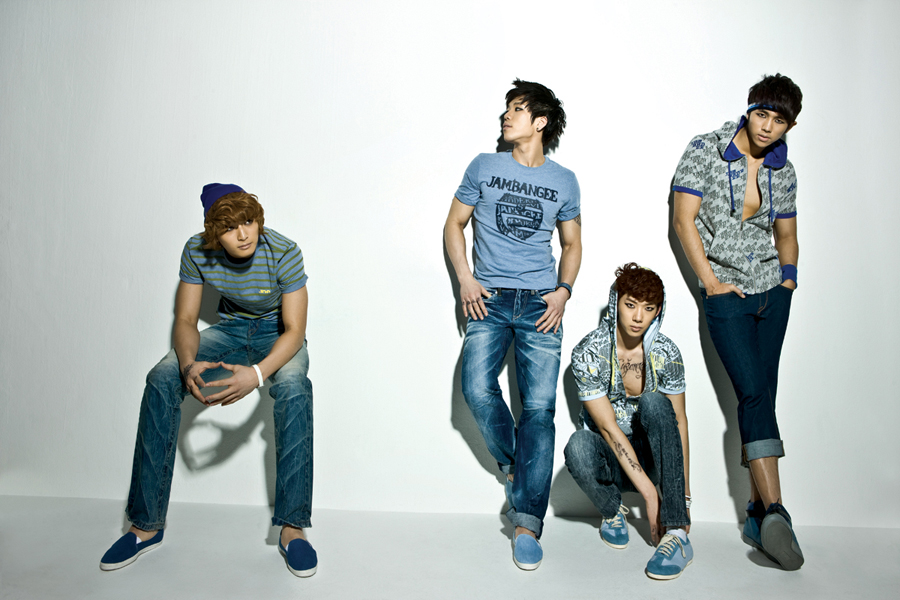 Picture of 2AM