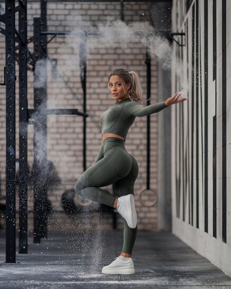 Picture of Salome Elena