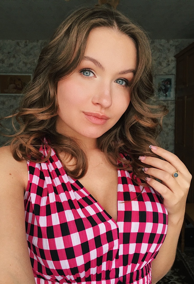 Picture of Nika Kolosova