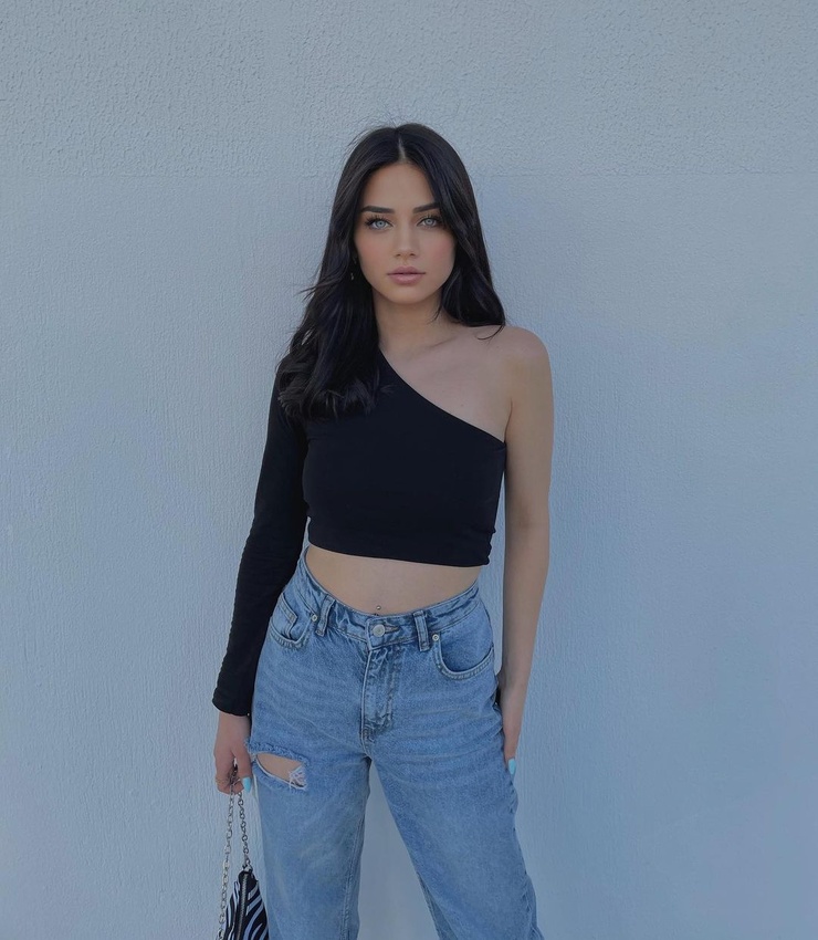 Picture of Asli Atil