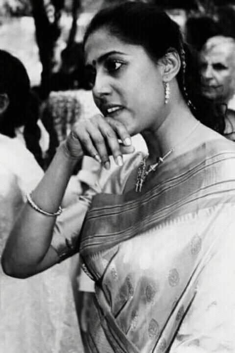 Smita Patil picture