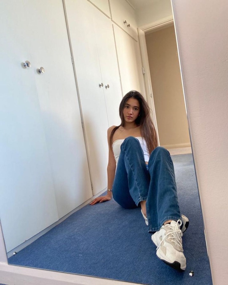 Amelia Cuthbert image