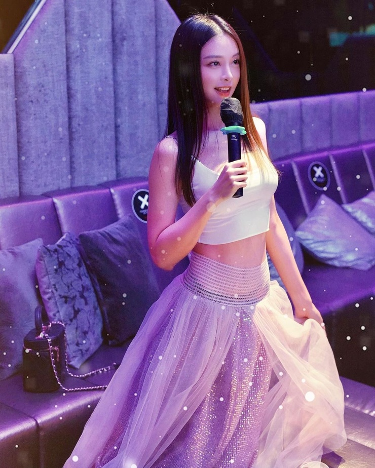 Picture of Cathryn Lee