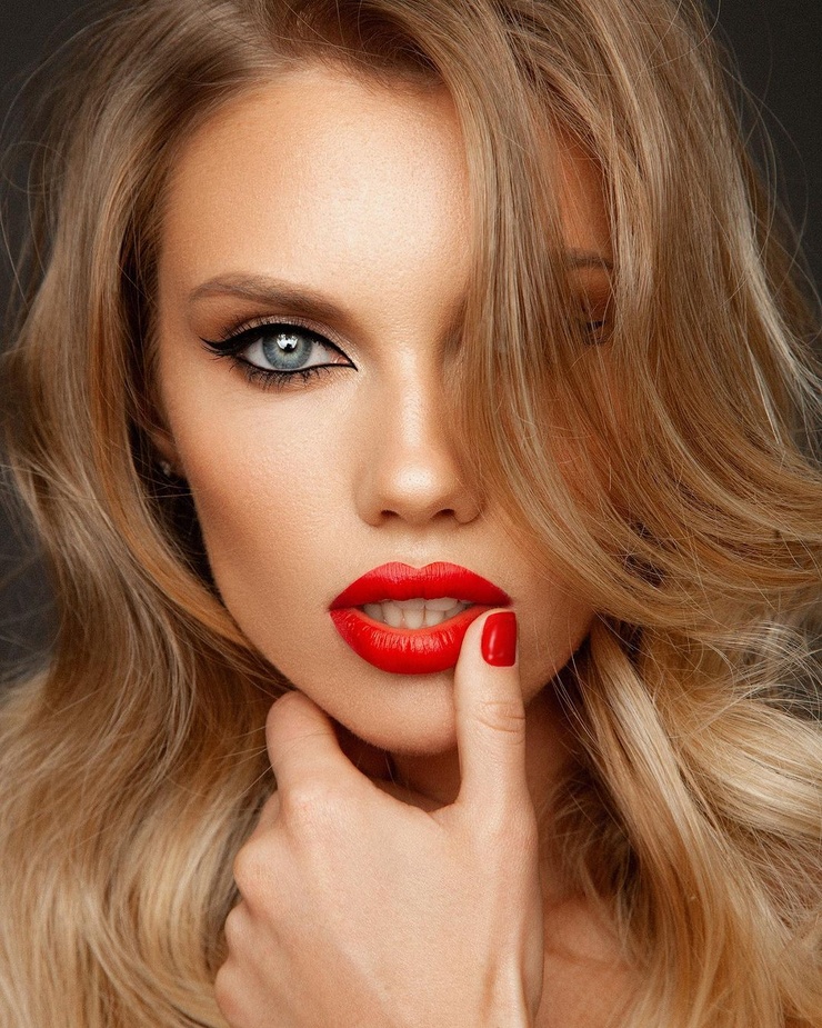 Picture of Polina Gofman