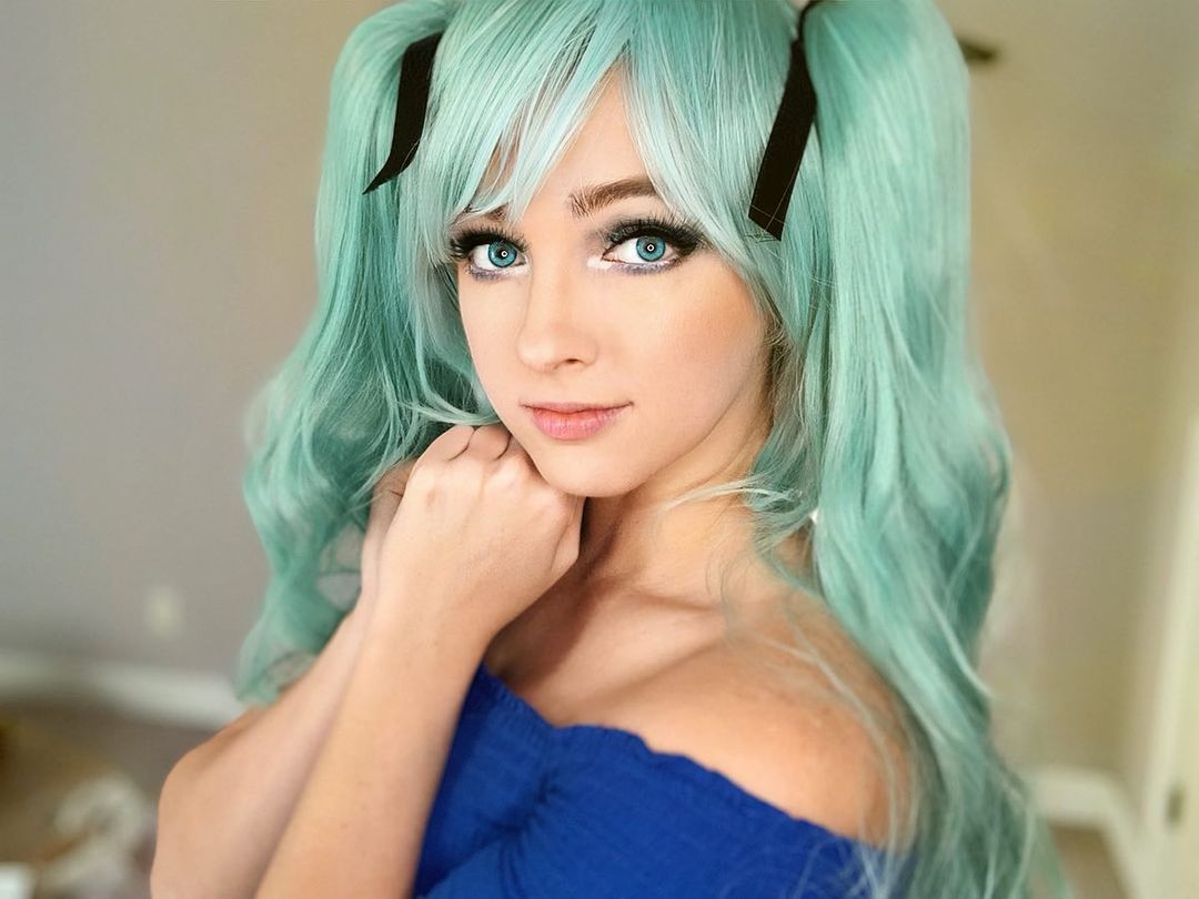 Picture of Michaela Lee