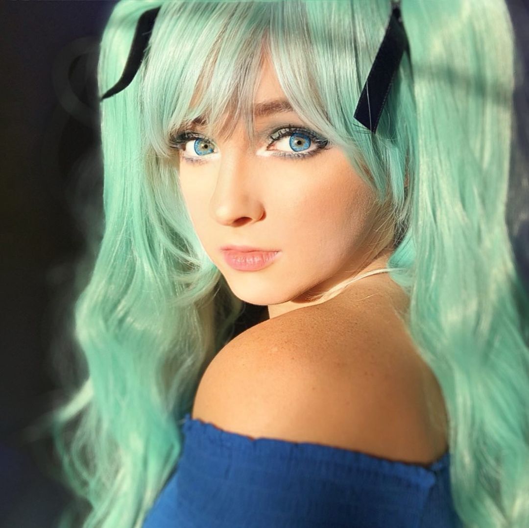 Picture of Michaela Lee