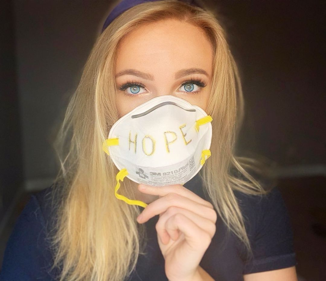 Michaela Lee picture