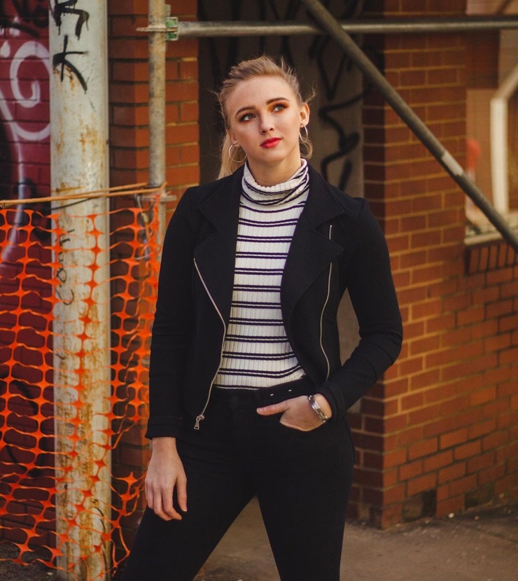 Picture of Michaela Lee