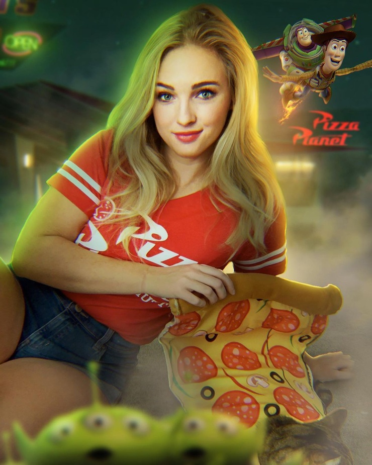 Picture of Michaela Lee