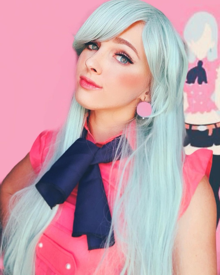 Picture of Michaela Lee