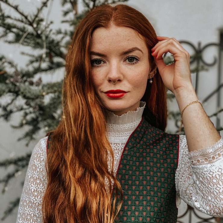 Image of Laura Roxanna