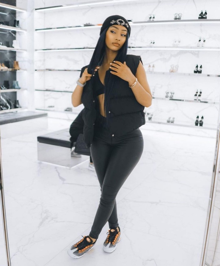 Picture of Rubi Rose