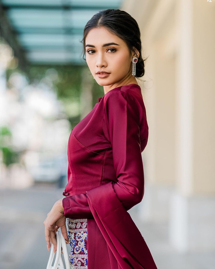 Picture of Thuzar Wint Lwin