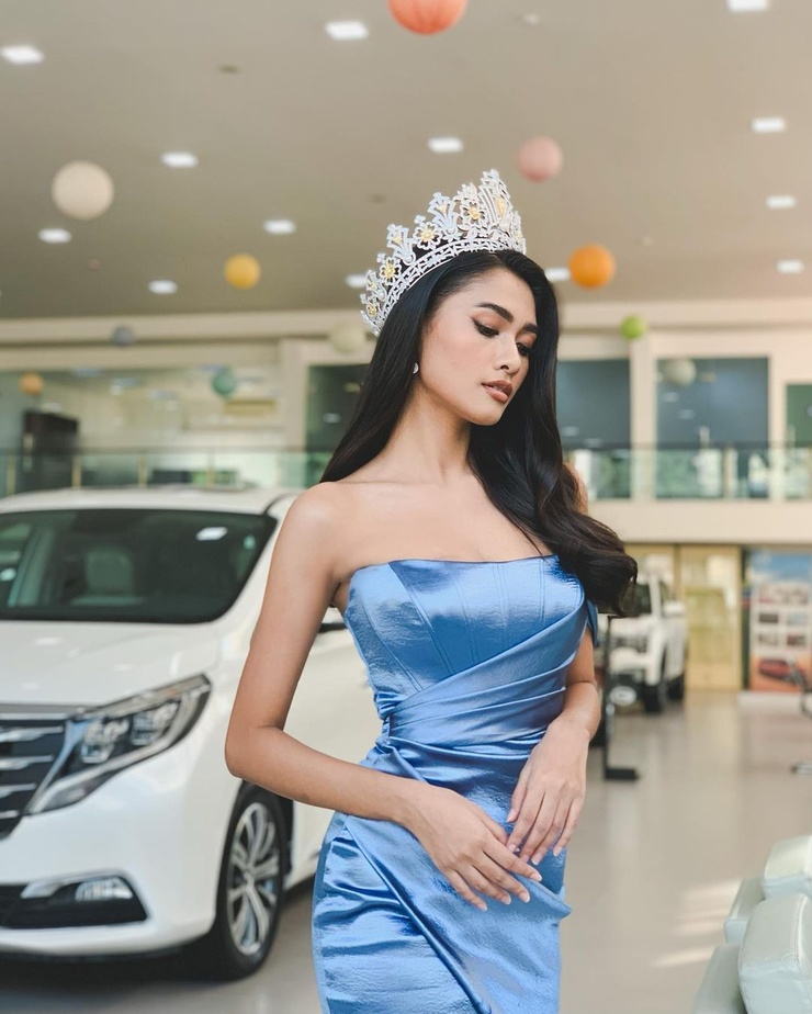 Picture of Thuzar Wint Lwin