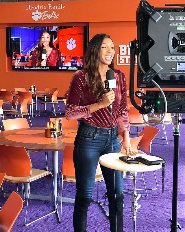 Maria Taylor Hyatt image