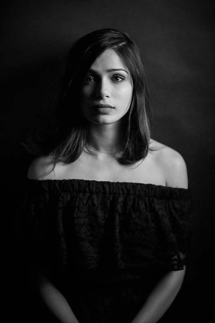 Freida Pinto picture