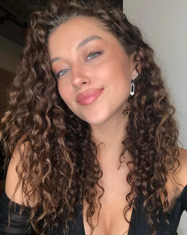 Picture of Caroline Jayna
