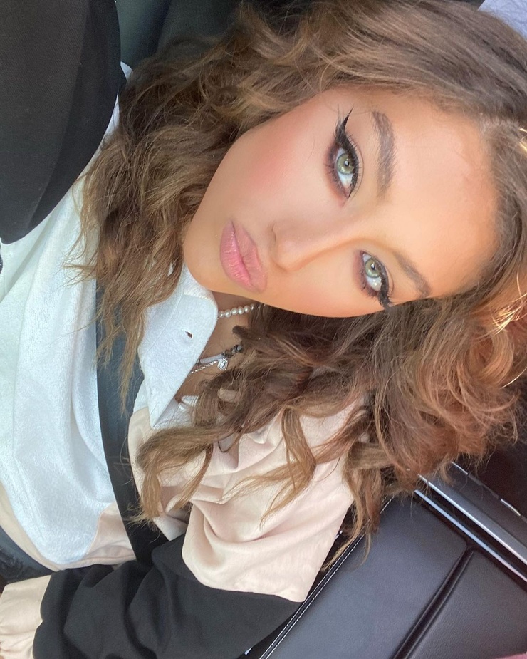 Picture of Caroline Jayna