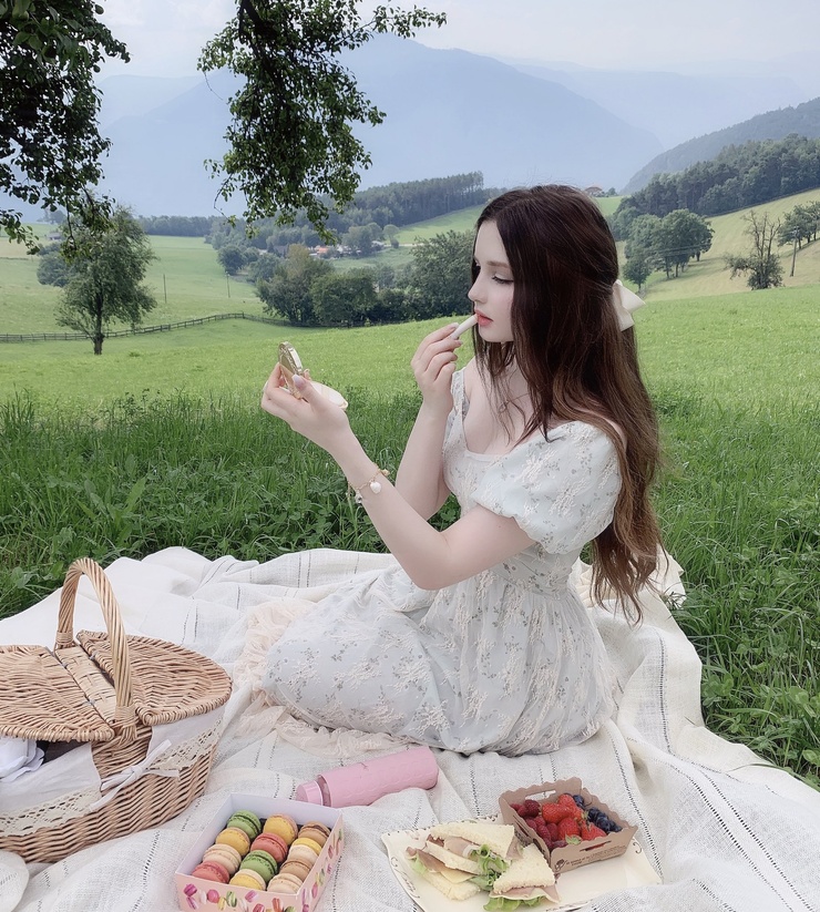 Picture of Corina Doll