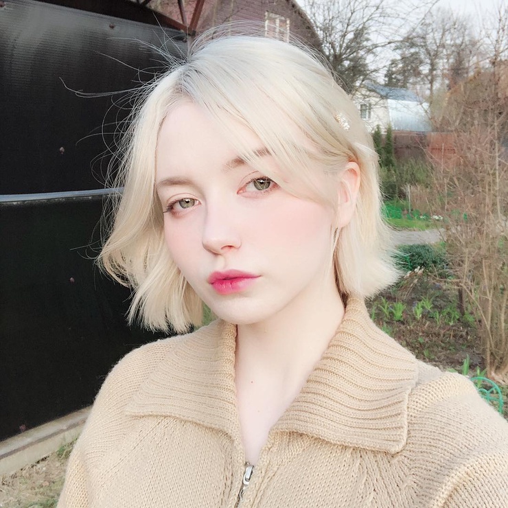 Picture of Maria Zolotova