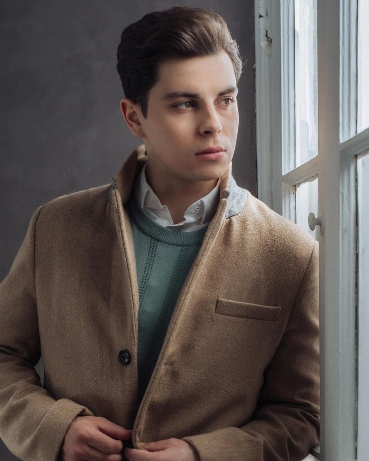 Jake T. Austin image