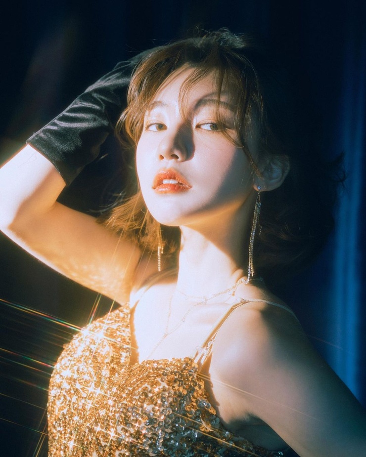 Chae Jeong image