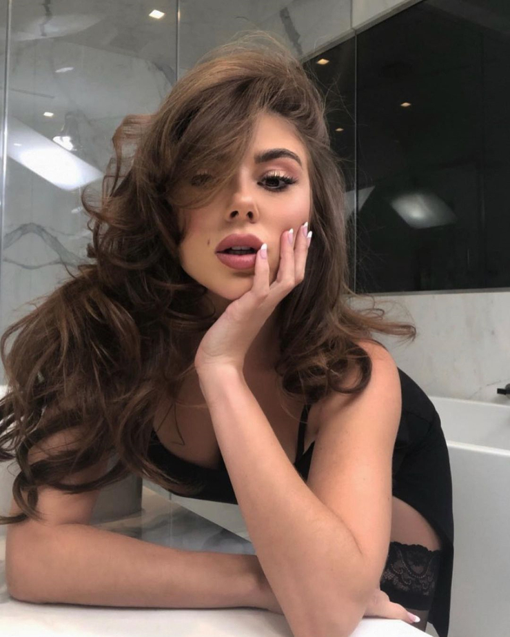 Lyssa Roberts picture