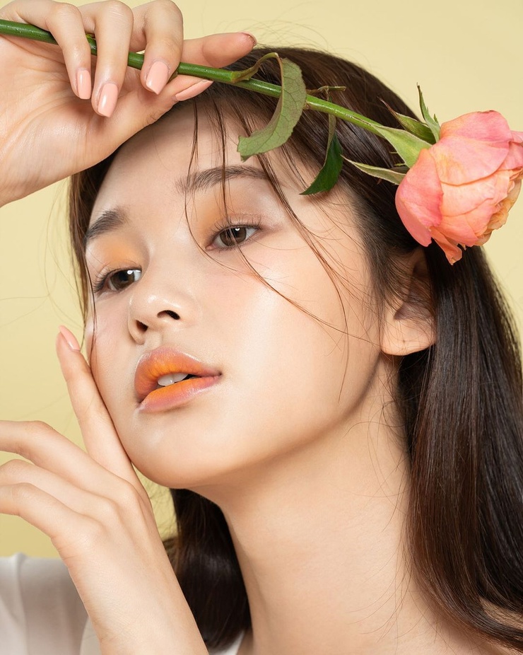 Picture of Shin Eun-ji
