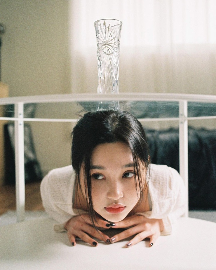 Picture of Shin Eun-ji