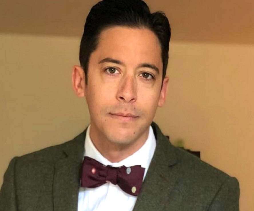 Picture of Michael J. Knowles