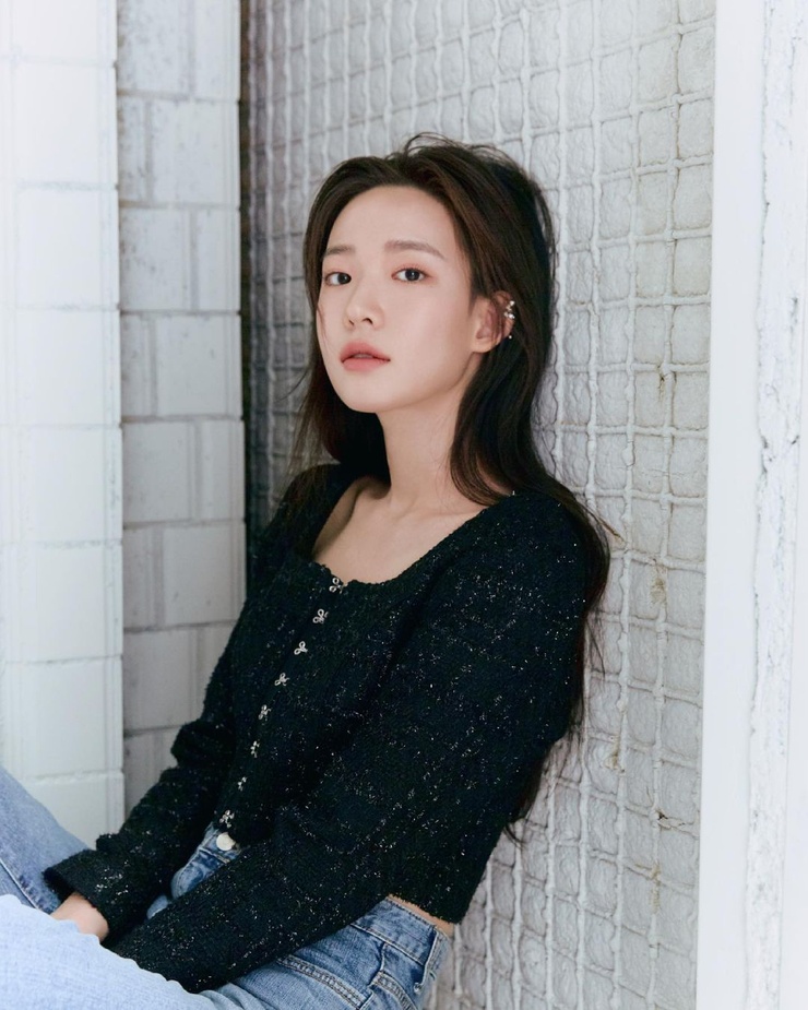Picture of Choi Yoon Ji
