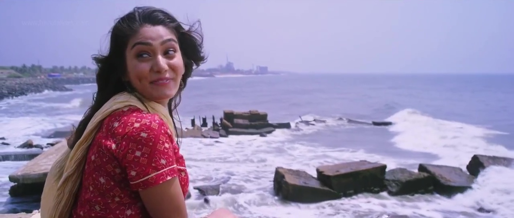 Picture of Sana Makbul