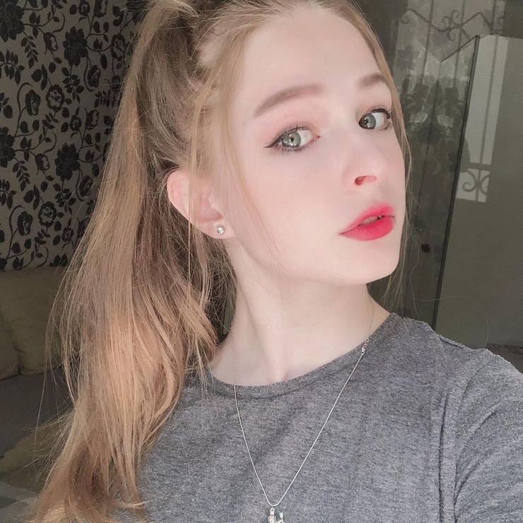 Picture of Sasha (model)