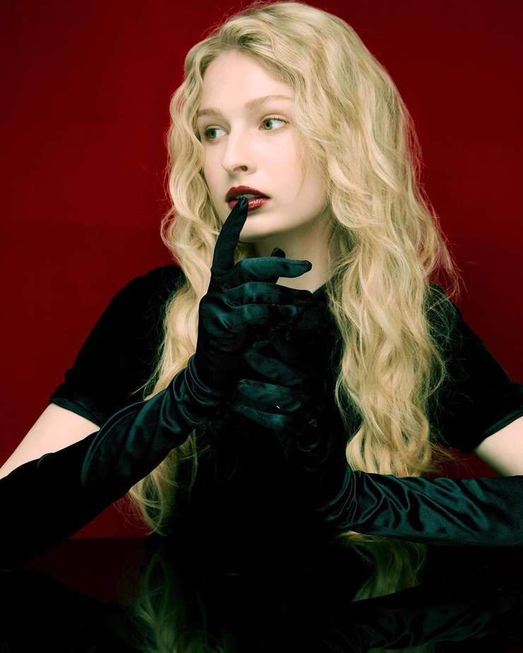 Sasha (model) picture