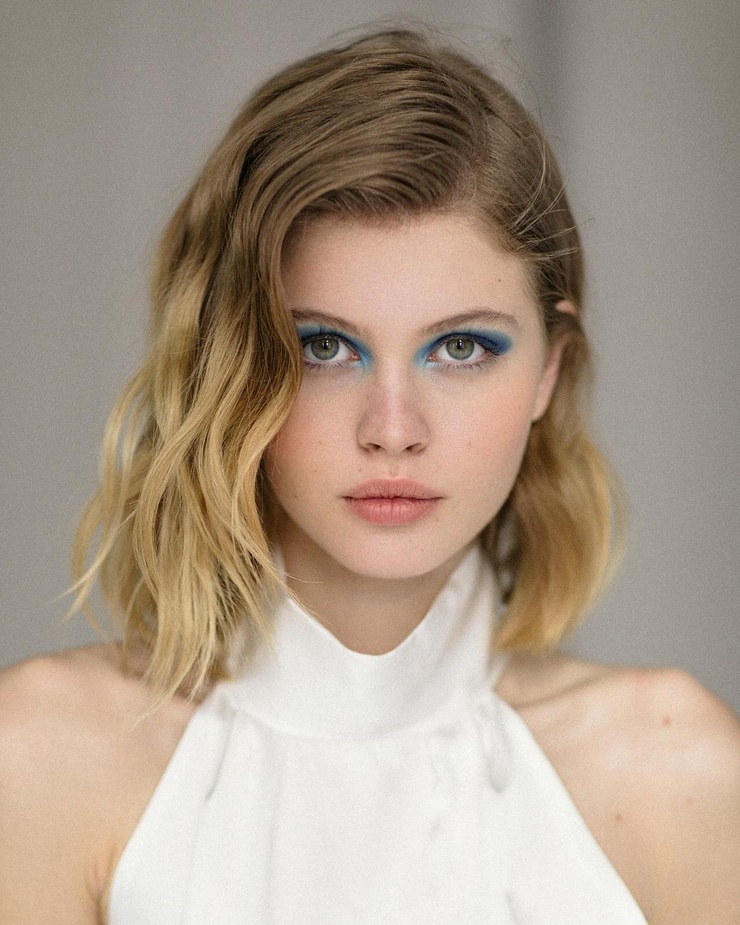 Picture of Luna (model)