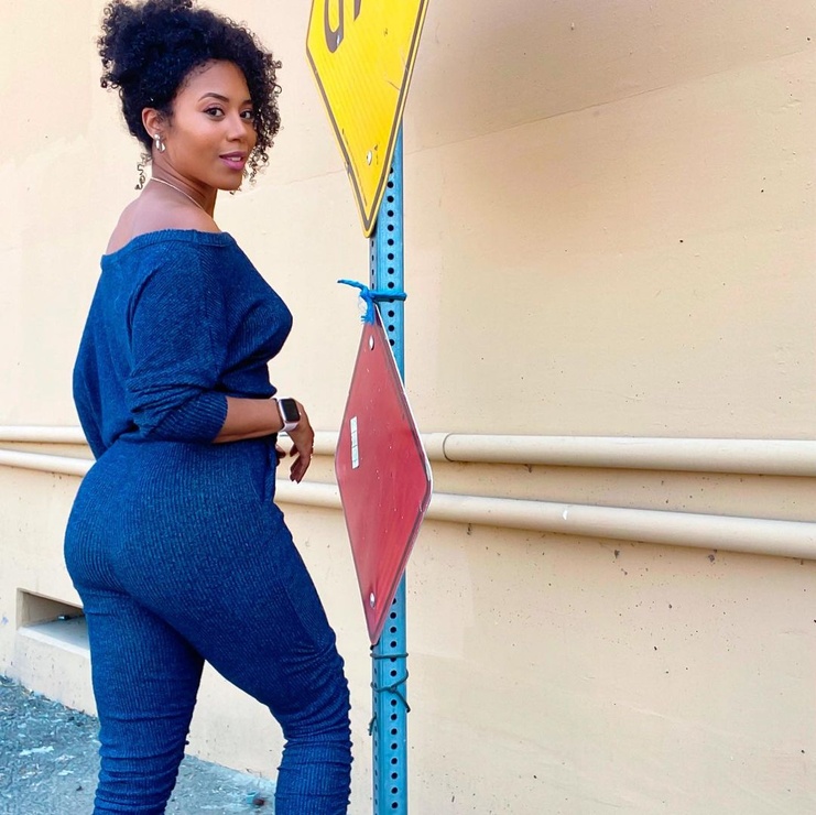 Picture of Stephanie Charles