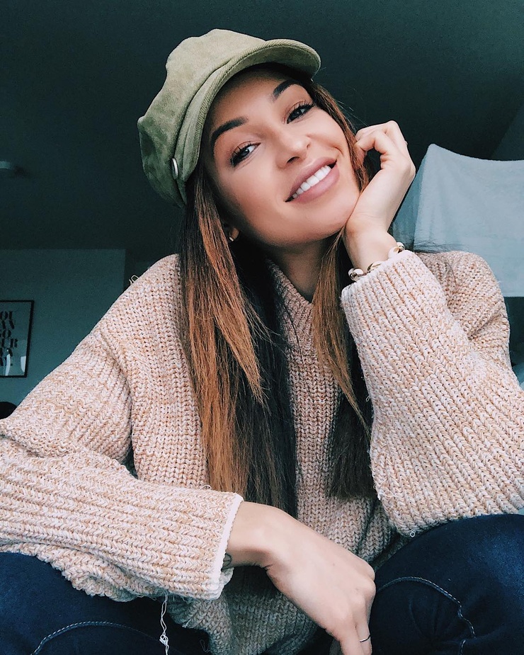 Danielle Peazer picture