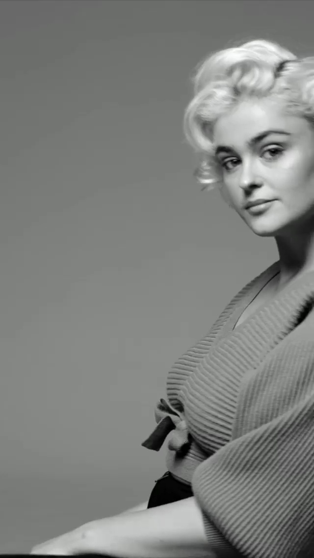 Stefania Ferrario picture