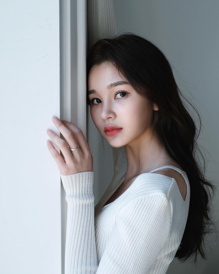 Picture of Shin Eun-ji