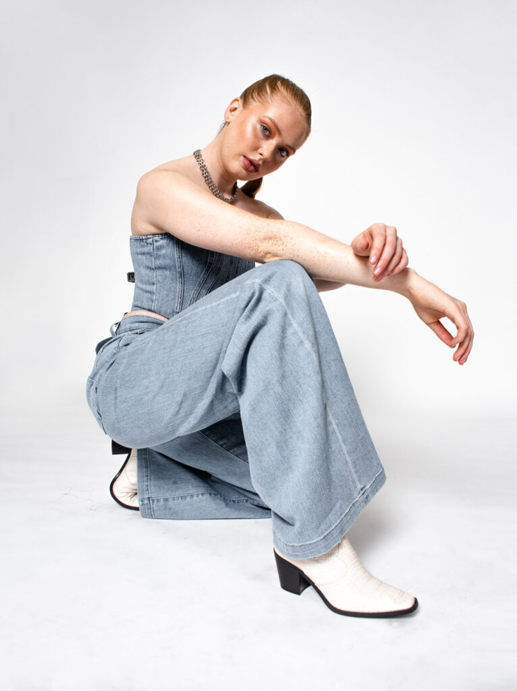 Picture of Emma Crawford (model)