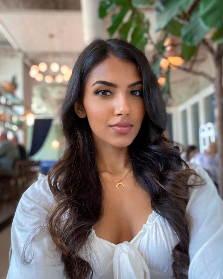 Picture of Chhavi Verg