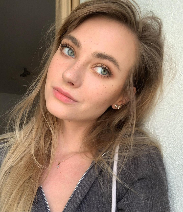 Alexandra Tikerpuu image